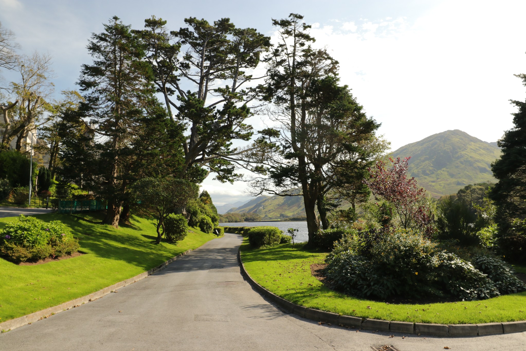 A local’s guide to visiting iconic Kylemore Abbey in Connemara – OUR ...