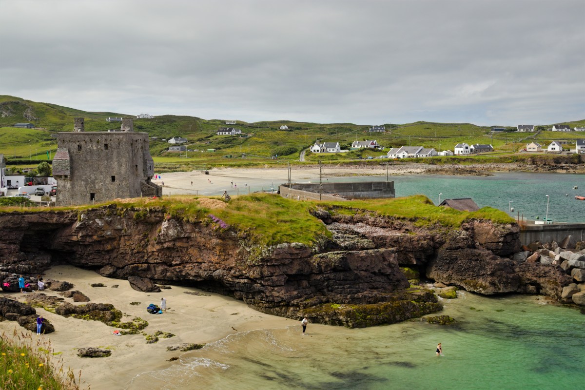 A Short Guide to Visiting Beautiful Clare Island in County Mayo ...