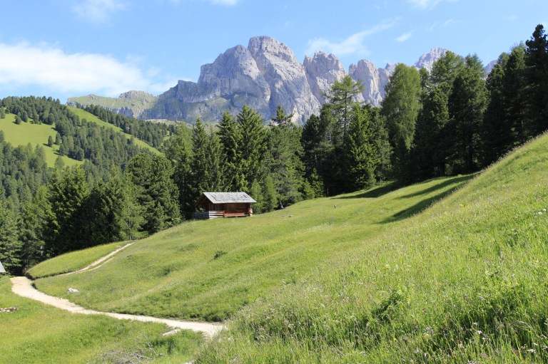 The Dolomites: Your Guide To Visiting Val Gardena Valley in ...