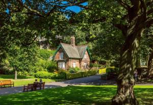 11 Beautiful Hidden Gems in Edinburgh, Scotland Even Locals Don’t Know ...